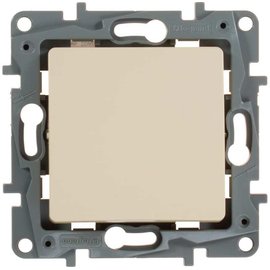 Выключатель 1-клавишный Legrand Etika слоновая кость 461716 купить с ...